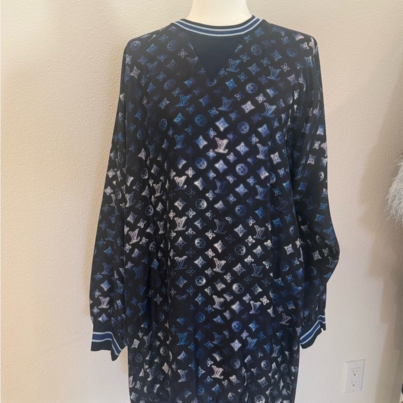 Louis Vuitton | Dresses | Louis Vuitton Blue And White Monogram Dress ...